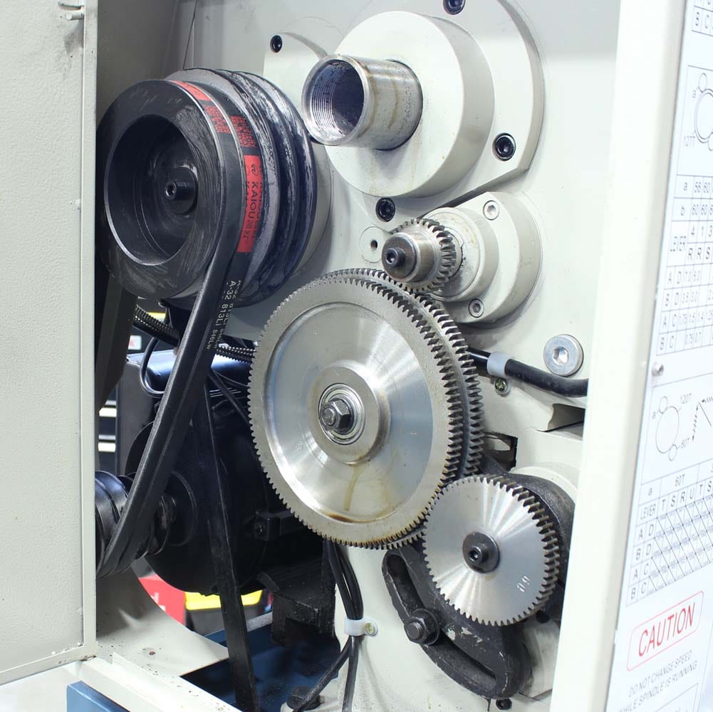 Baileigh Industrial 220V 1Phase Lathe 12" Swing. 36" Length DRO